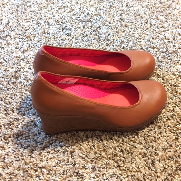CROCS | Shoes | Womens Crocs Wedges | Poshmark